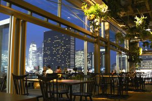 新宿でおしゃれなバーを探すなら【colmo】14選｜人気・行きつけ | 観光情報メディア colmo(コルモ)